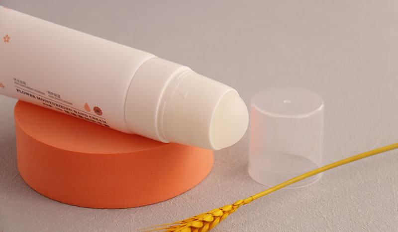 Fancy Cosmetic Squeeze Tube Packaging With Single Plastic Roller Ball