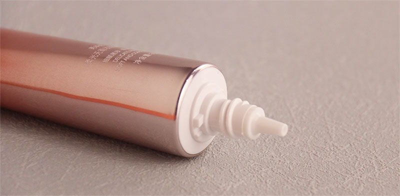 Fancy 30ml Nozzle Cosmetic Squeeze Tube Packaging For Isolation Cream
